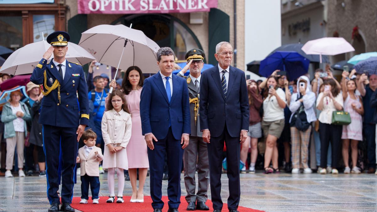Copiii lui Nicușor Dan au impresionat în Austria